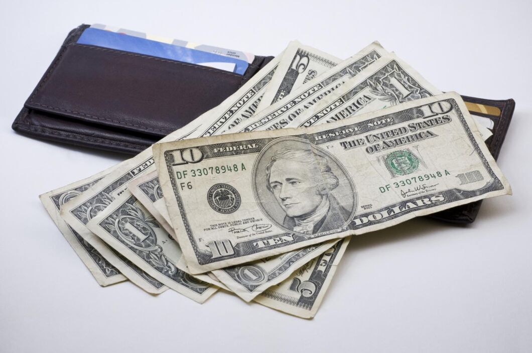 Dollarn Ned 13 Procent Sedan Toppen I Fjol ATL dollarn-ned-13-procent-sedan-toppen-i-fjol-atl